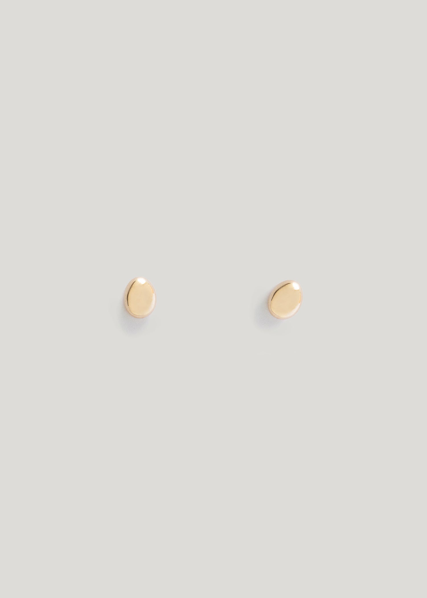 Smooth Mini Pebble Studs – M. Hisae