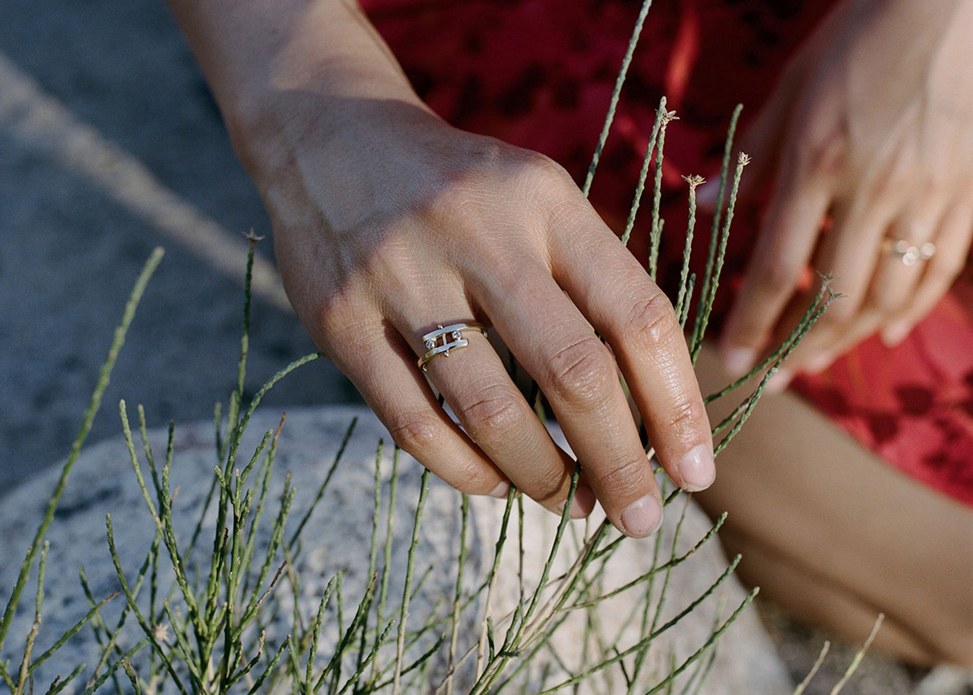 Grey Diamond Kiyo Ring – M. Hisae