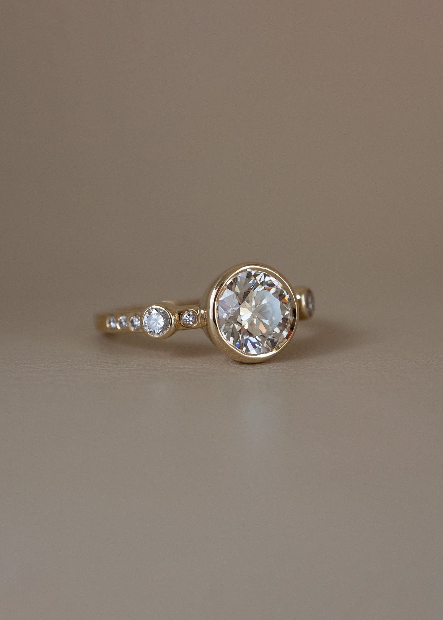 White Diamond Crown Theia Ring – M. Hisae