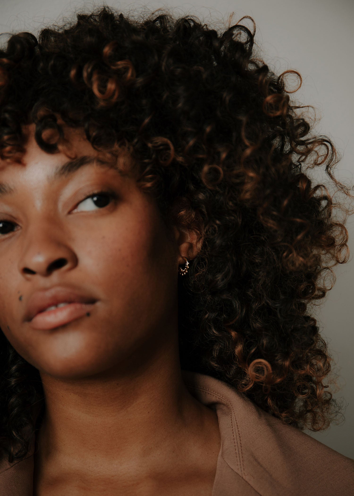 Small Narumi Hoops – M. Hisae